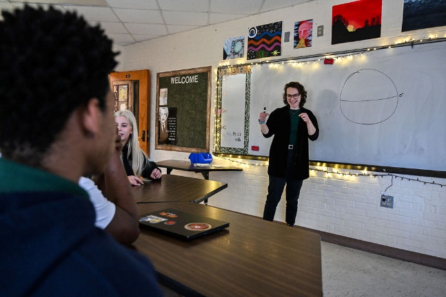 Unlocking Personal Growth: Oak Hill's Summer Programs - Oak Hill Academy